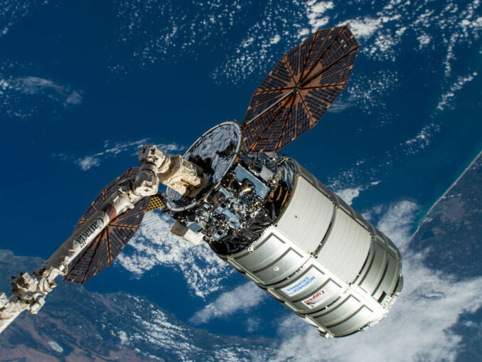 Delta 4-Heavy blasts off with Orion capsule – Spaceflight Now