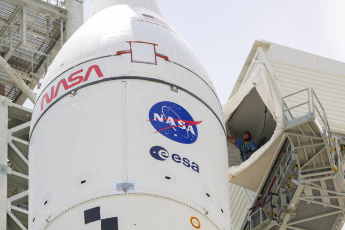 Orion crew module hatch closed for Artemis 1 test flight – Spaceflight Now