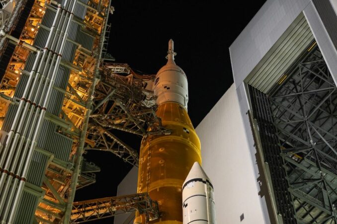 Photos: SLS moon rocket rolls to launch pad – Spaceflight Now