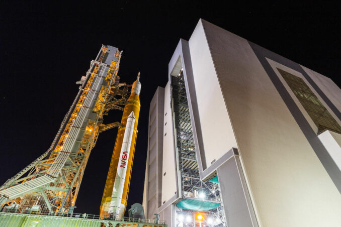 Photos: SLS moon rocket rolls to launch pad – Spaceflight Now