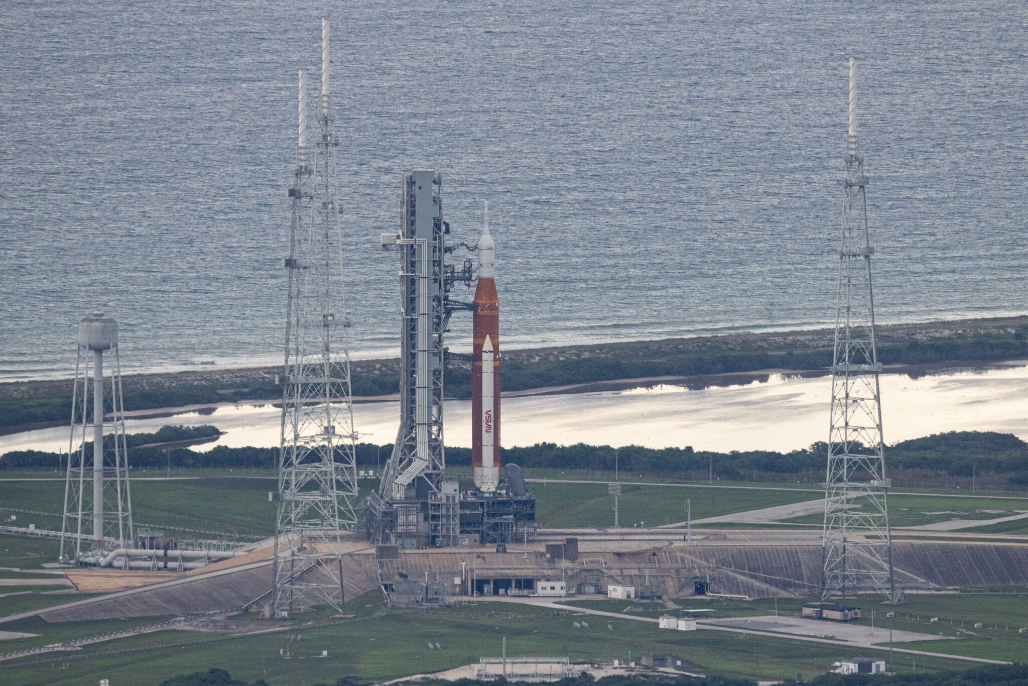 NASA proceeding with Saturday launch attempt for Artemis 1 moon mission ...