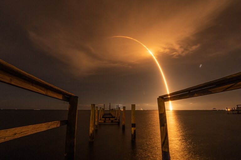 Falcon 9 launches Starlink satellites, Boeing rideshare payload ...
