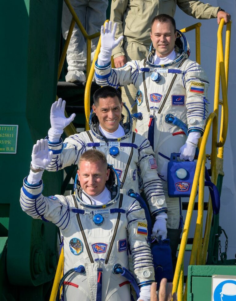 NASA astronaut launches to space station aboard Russian rocket ...