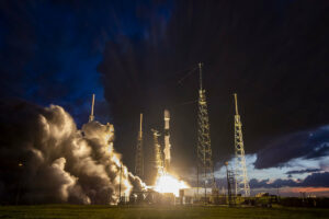 SpaceX launches another successful Starlink mission from Florida ...