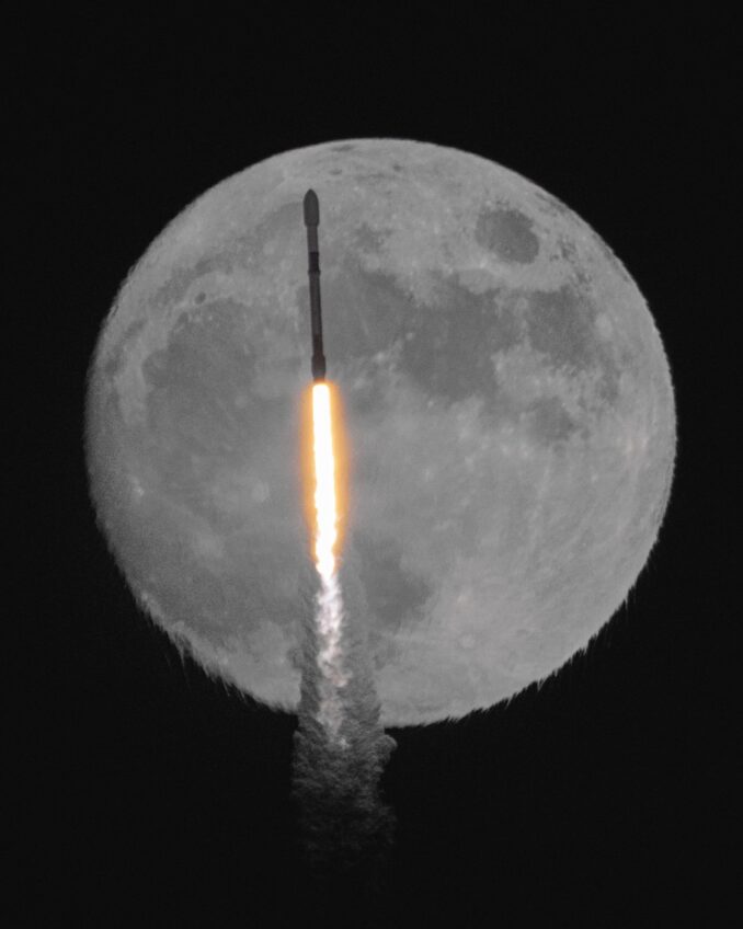 Two Intelsat video relay satellites ride to orbit on SpaceX rocket ...