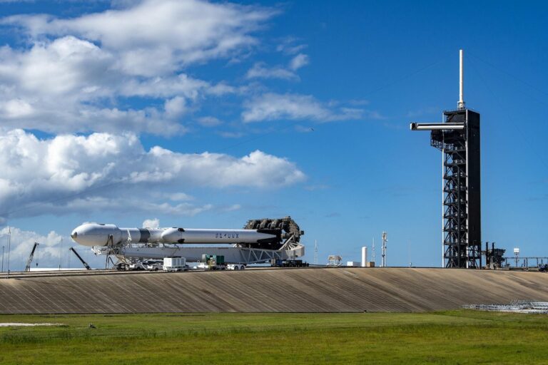 Falcon Heavy rocket on the launch pad for one of SpaceX’s most complex ...