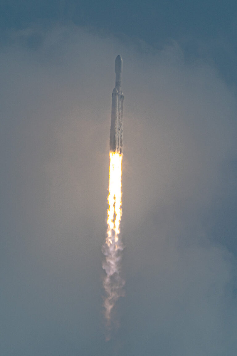 Falcon Heavy ‘simply outstanding’ on SpaceX’s first launch to geosynch ...
