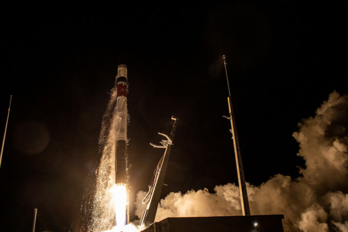 Rocket Lab recovers booster again after launch with BlackSky satellites ...
