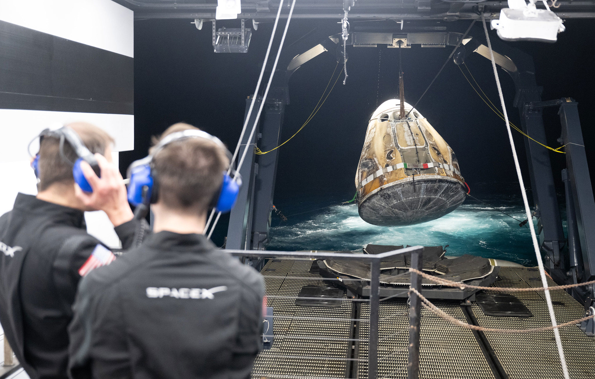 Crew Dragon safely splashes down east of Jacksonville – Spaceflight Now