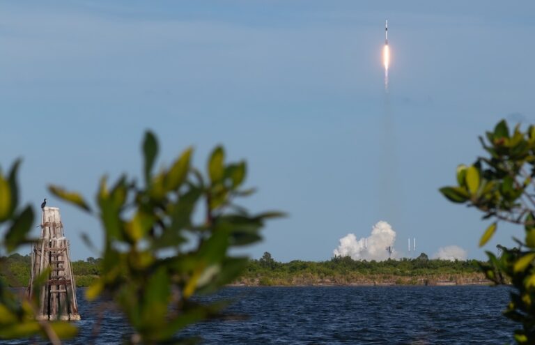 SpaceX launches 23 Starlink satellites on Falcon 9 flight from Cape ...
