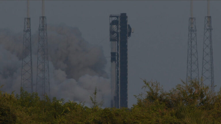 SpaceX completes static fire of Falcon 9 rocket ahead of Starlink and ...