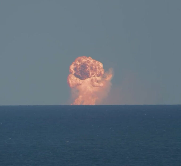 Super Heavy-Starship launches on sixth test flight, skips tower catch ...