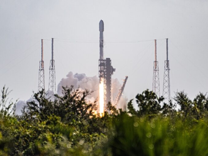 SpaceX launches Falcon 9 rocket on 90th Starlink mission of 2025 ...
